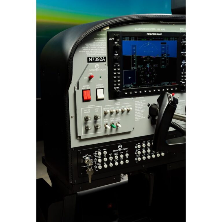 Desktop Pilot Cessna 172 Flight Simulator - Desktop Pilot